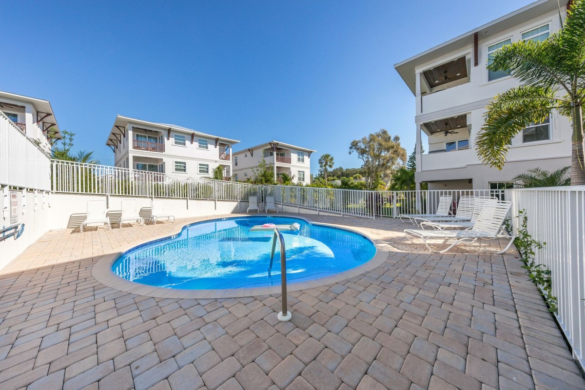 Topsail Cottage - 1025 | Siesta Key, FL | The Cottages on the Key