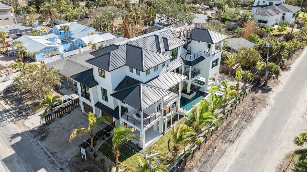 Point of Paradise - 7007 | Siesta Key, FL | The Cottages on the Key