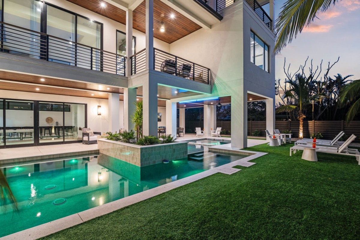 Point of Paradise - 7007 | Siesta Key, FL | The Cottages on the Key