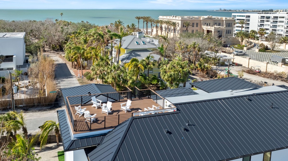 Point of Paradise - 7007 | Siesta Key, FL | The Cottages on the Key