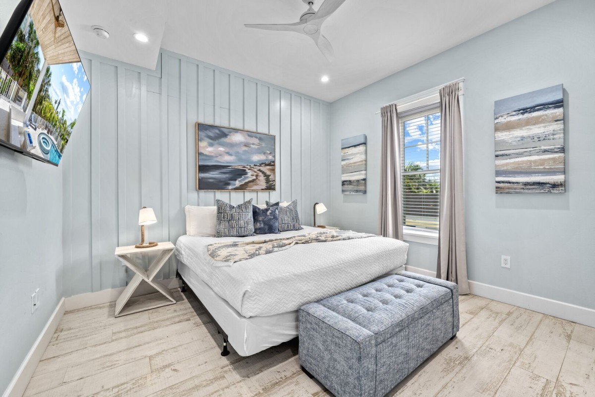Beach Fanta Sea - 149 | Lido Key, FL | The Cottages on the Key