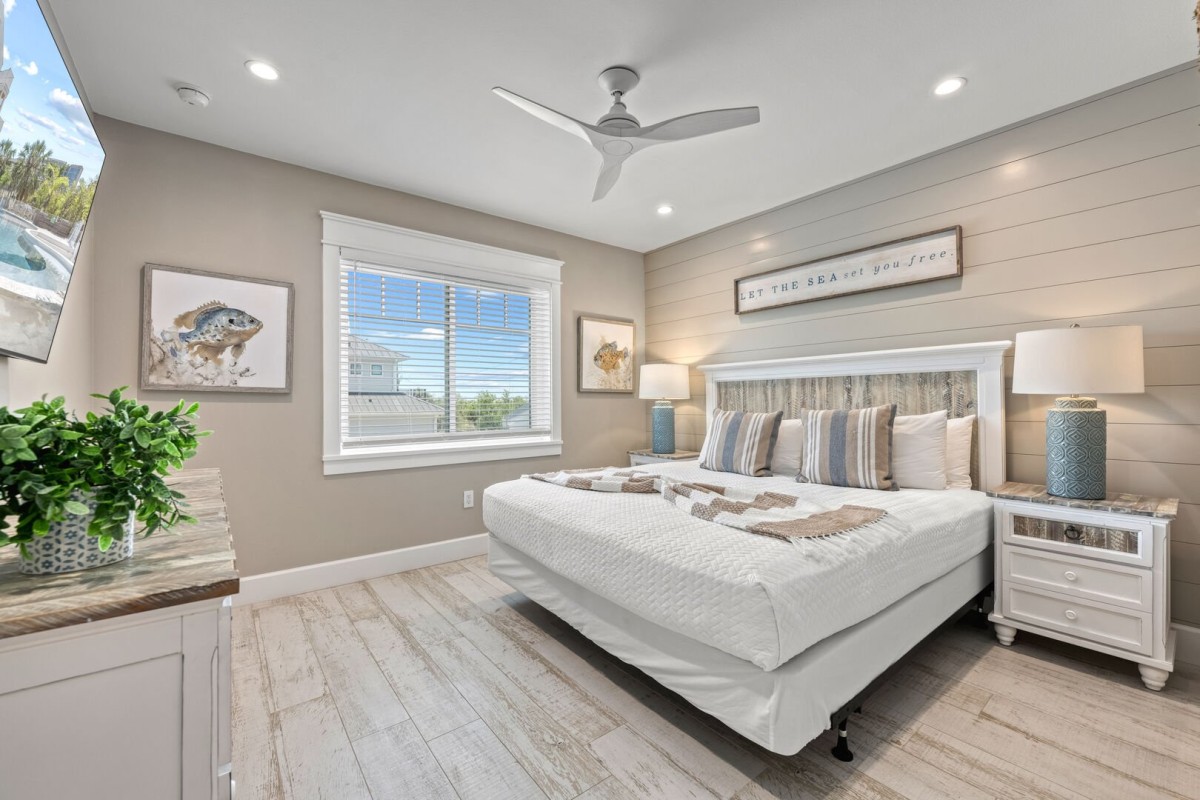 Beach Fanta Sea - 149 | Lido Key, FL | The Cottages on the Key