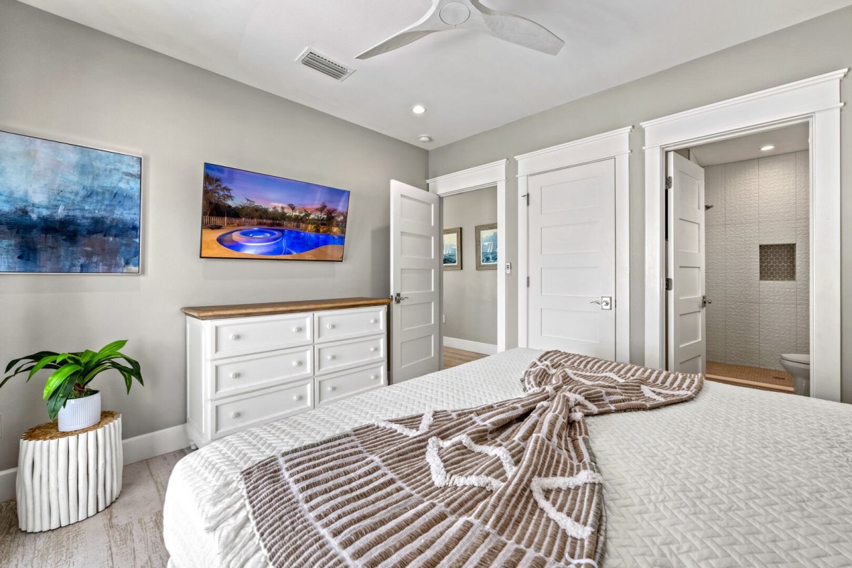 Beach Fanta Sea - 149 | Lido Key, FL | The Cottages on the Key