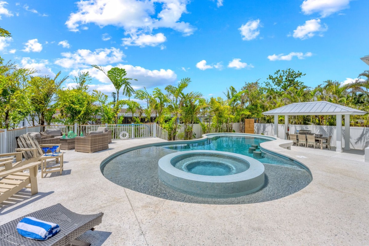 Beach Fanta Sea - 149 | Lido Key, FL | The Cottages on the Key
