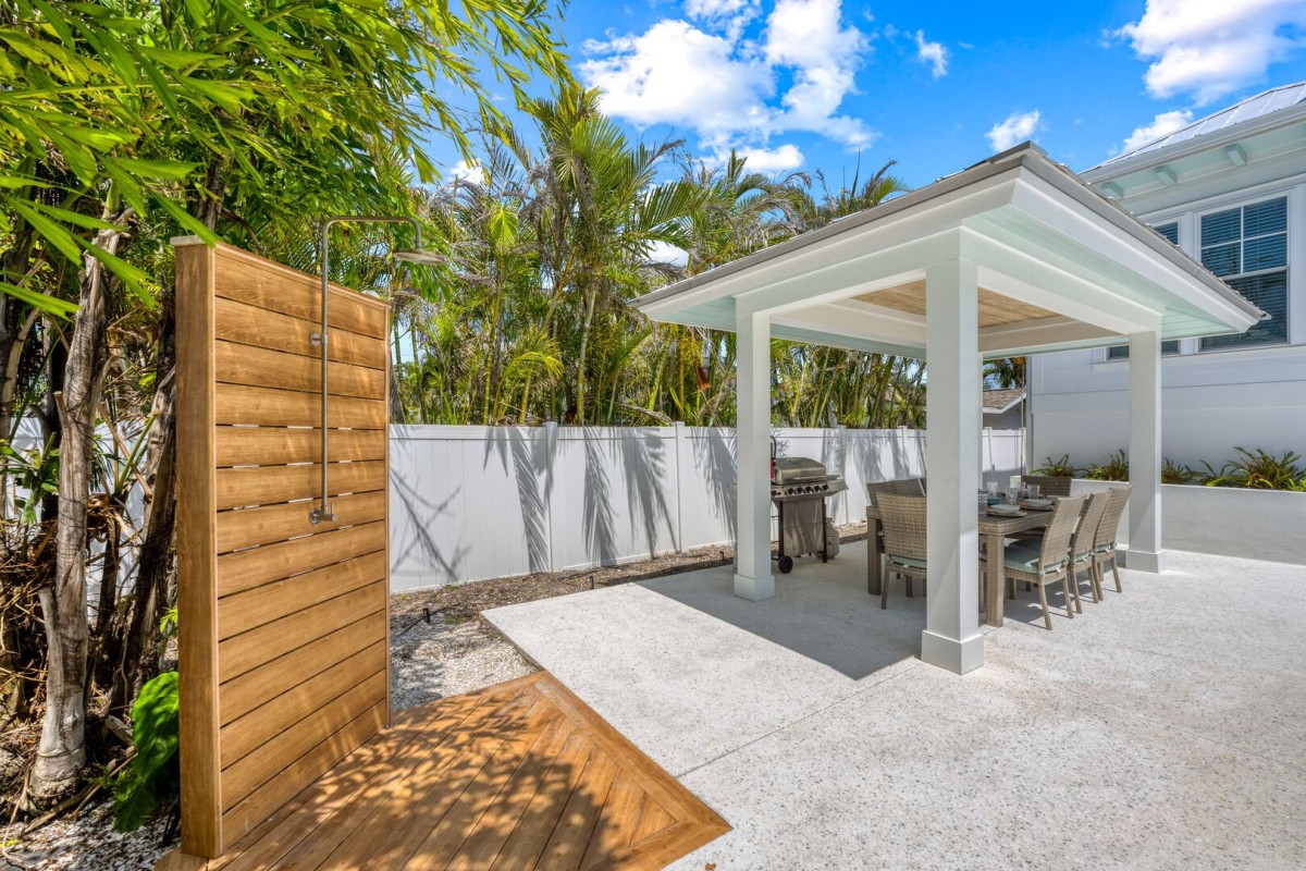 Beach Fanta Sea - 149 | Lido Key, FL | The Cottages on the Key