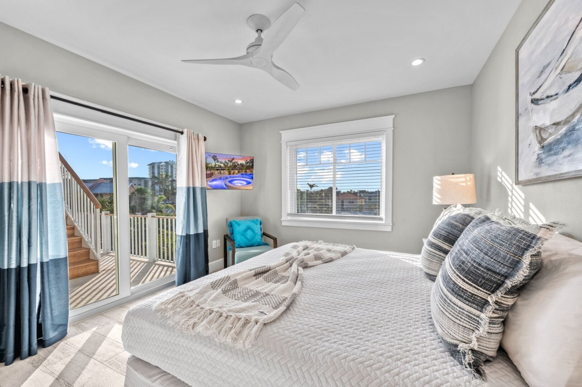 Beach Fanta Sea - 149 | Lido Key, FL | The Cottages on the Key