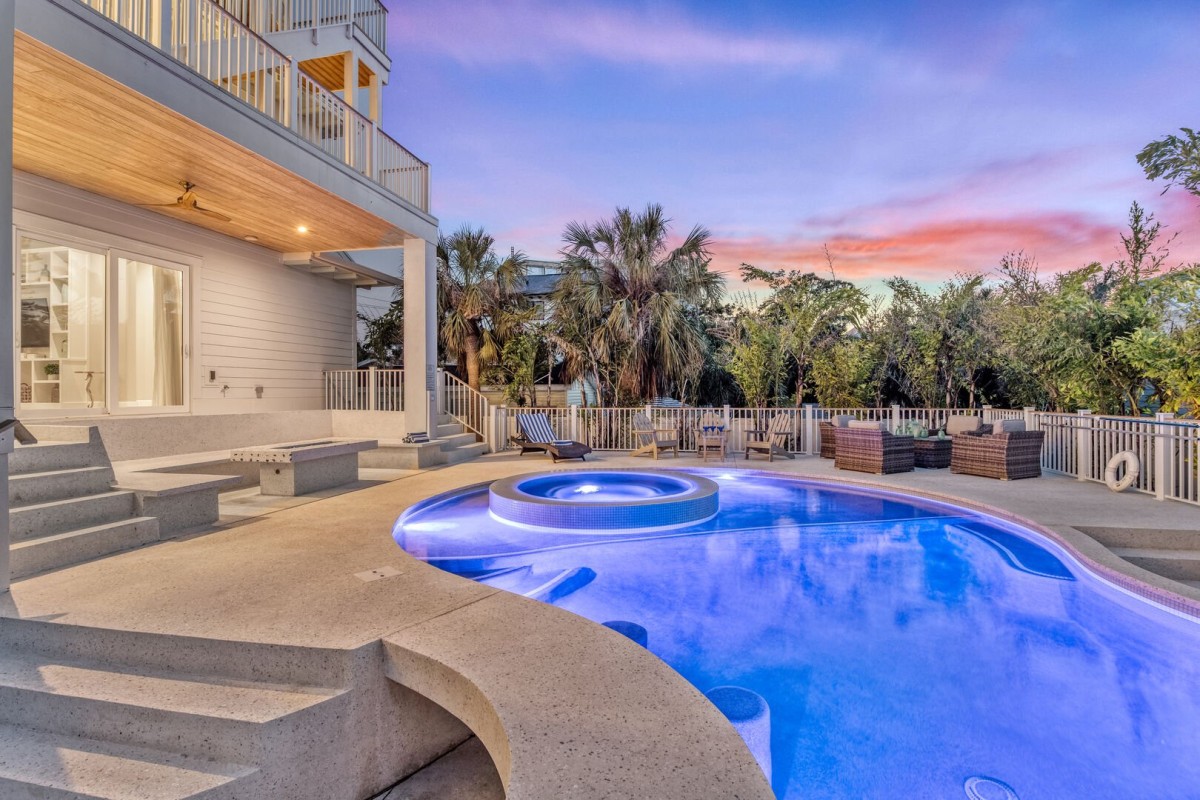 Beach Fanta Sea - 149 | Lido Key, FL | The Cottages on the Key